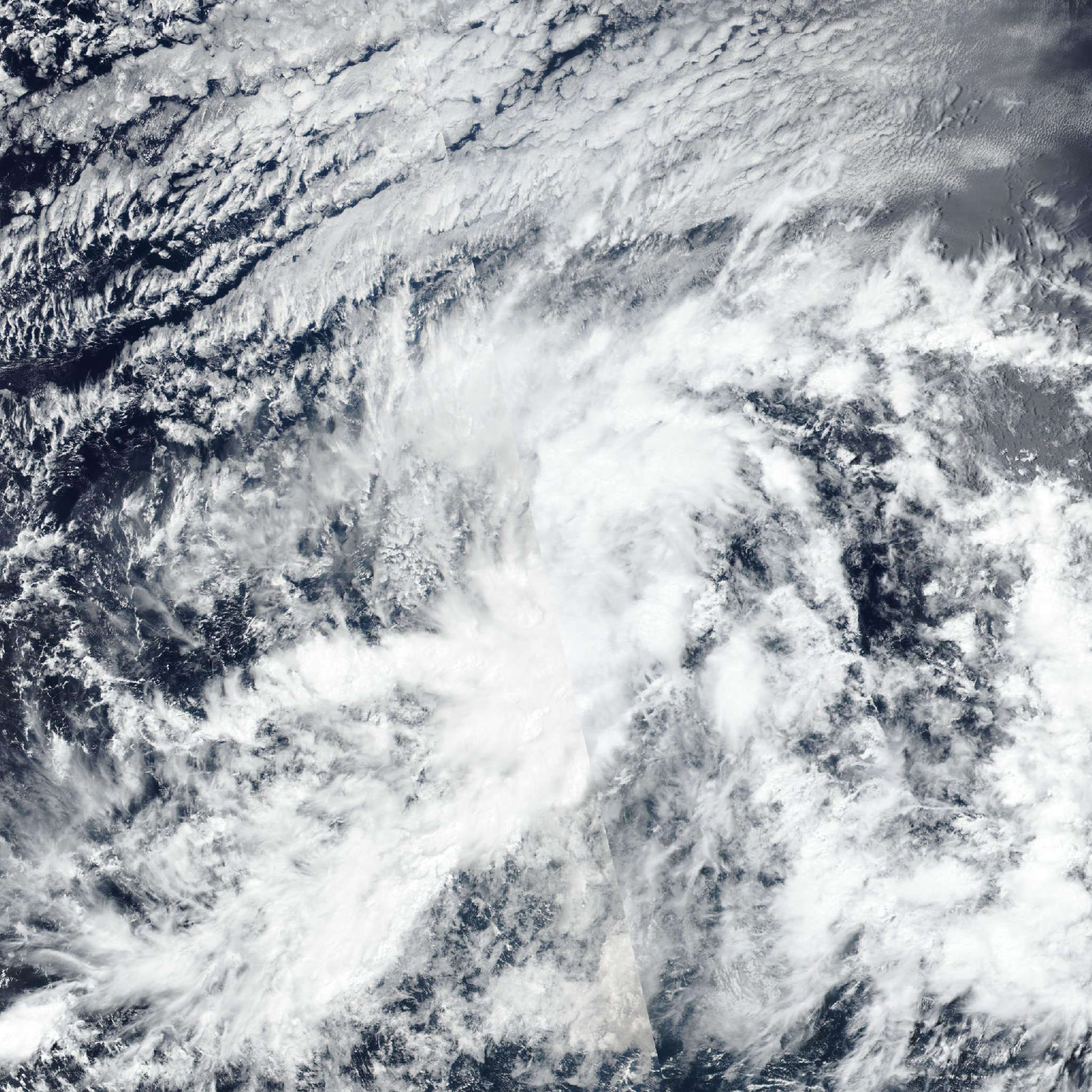 Tropical Storm Douglas LIVE Tracker, Updates & Forecast | Zoom Earth
