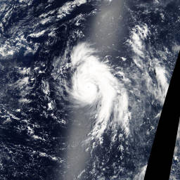 Typhoon Man-yi 2001 | Zoom Earth