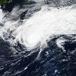 Typhoon Nakri (Quedan) 2025 | Zoom Earth