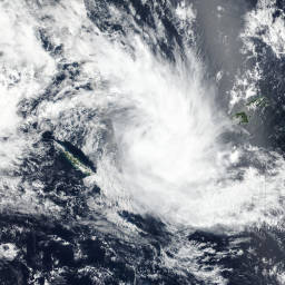 Tropical Cyclone Seru 2025 | Zoom Earth